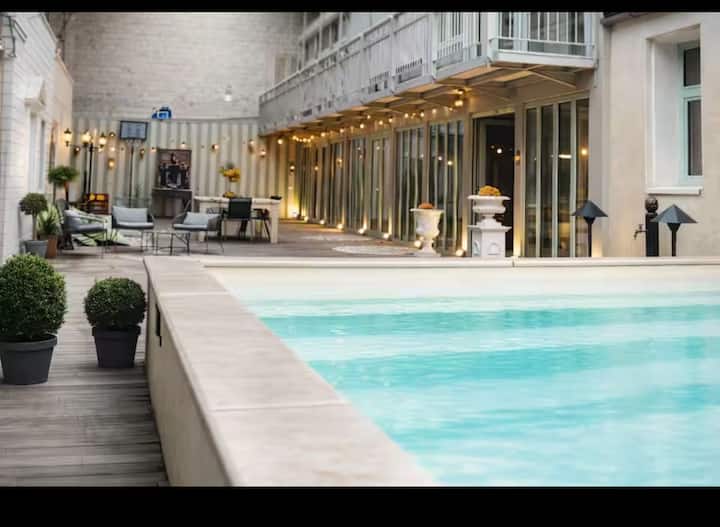 Appartement Avec Piscine Et Terrasse Couverte - Bourg-en-Bresse