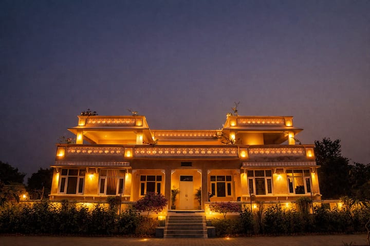 Bagheera Farms | Pool With Jacuzzi Room | Organic - Pushkar