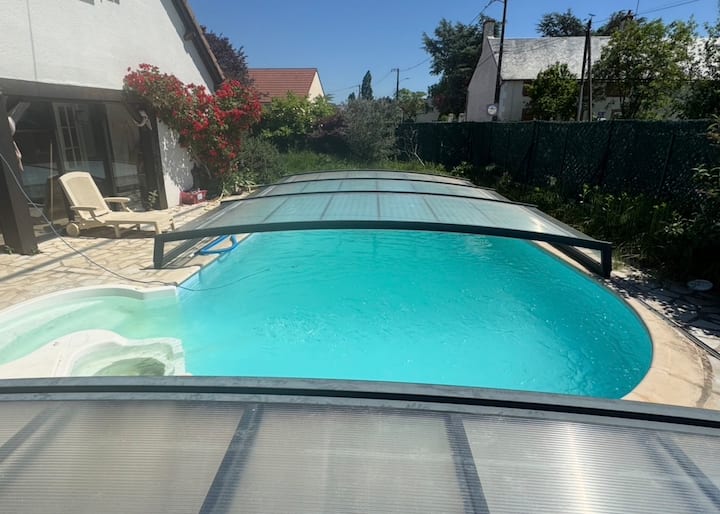 Coin Tranquille Avec Piscine - Beaugency