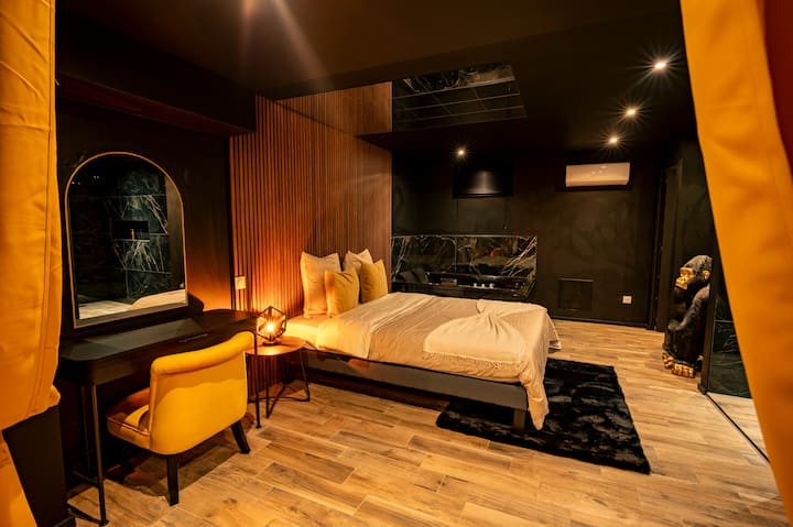 Appartement/suite Luxe Jacuzzi Couples, Enfants - Schiltigheim