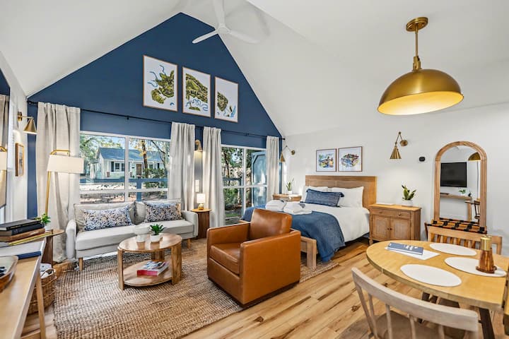 The Designer's Cottage - Beaufort, SC