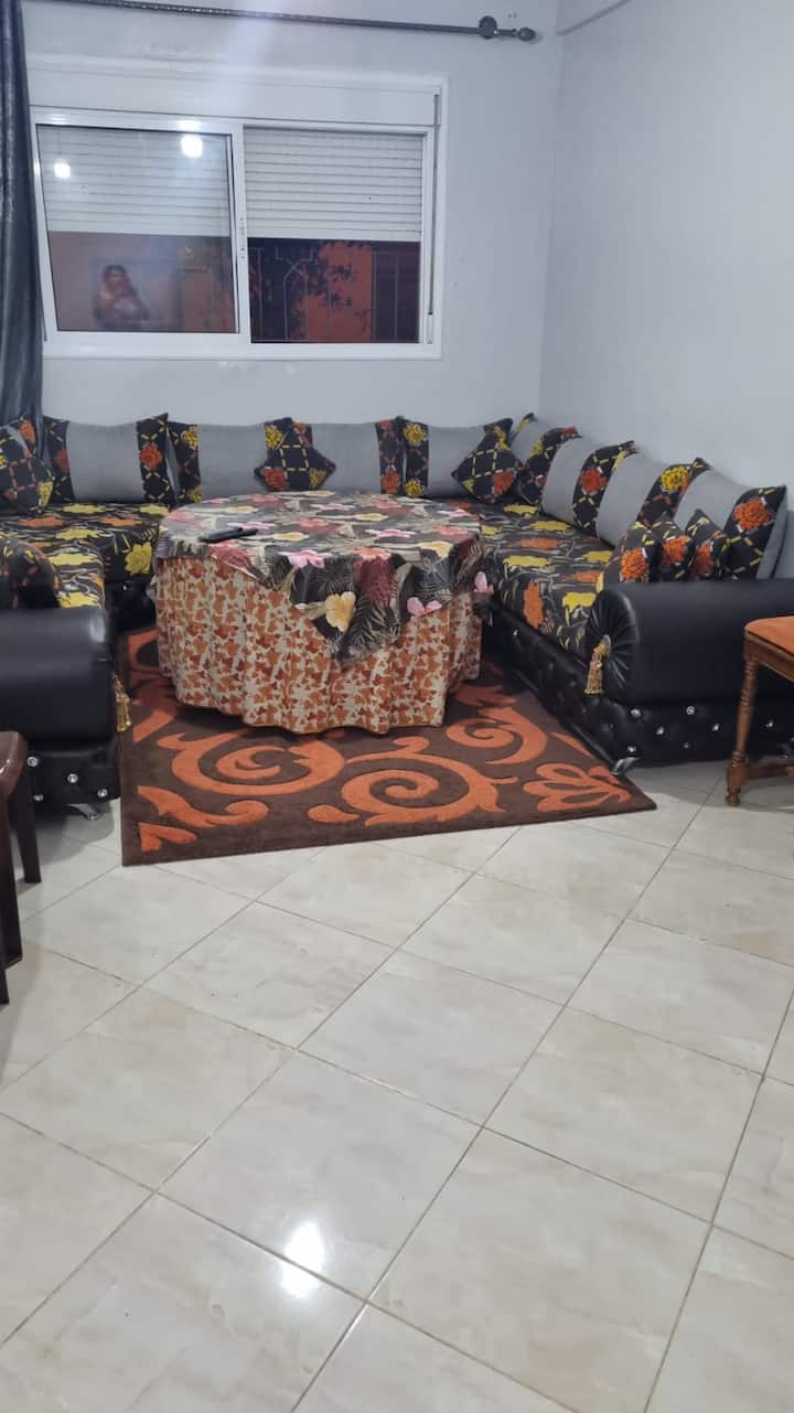 شقة جميلة ومريحة في الطابق الأرضي إقامة النصرالضحى - Oujda