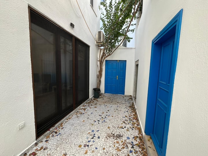 Modern House With High Ceilings In Bodrum Center - Bodrum