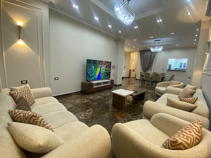 Grand Luxury Apartment - Downtown Cairo - Kairo