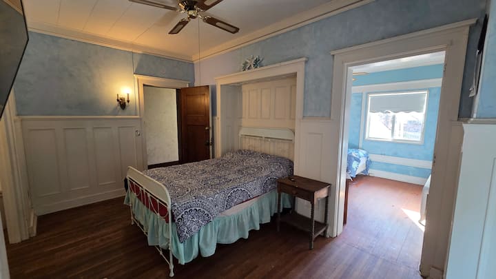 Stay Like A King In This 100+ Year Old Mansion! - Wausau, WI