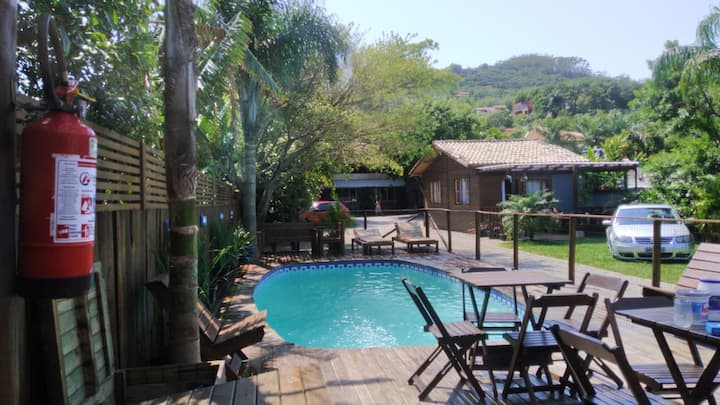 Casa Em Residencial, Com Suíte E Um Quarto - Garopaba