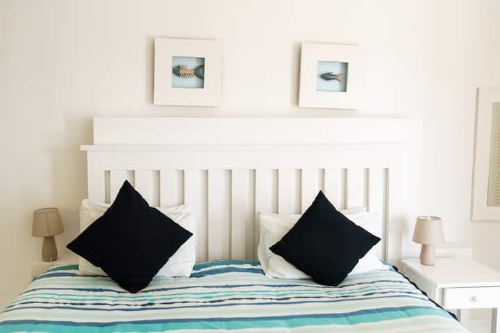 Summerstrand Loft – Calm & Coastal - Gqeberha