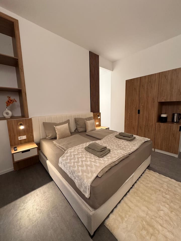 London Apartment | Modern 2-person Stay On Ku’damm - Aéroport de Berlin Tegel (TXL)