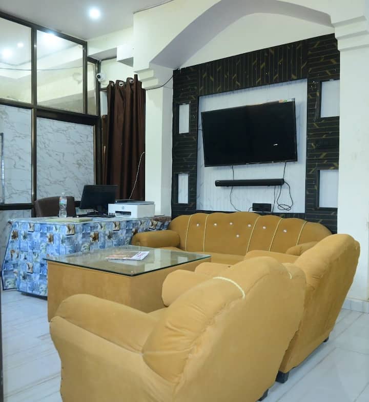 The Ramalaya Stay-lakshaman - Faizabad