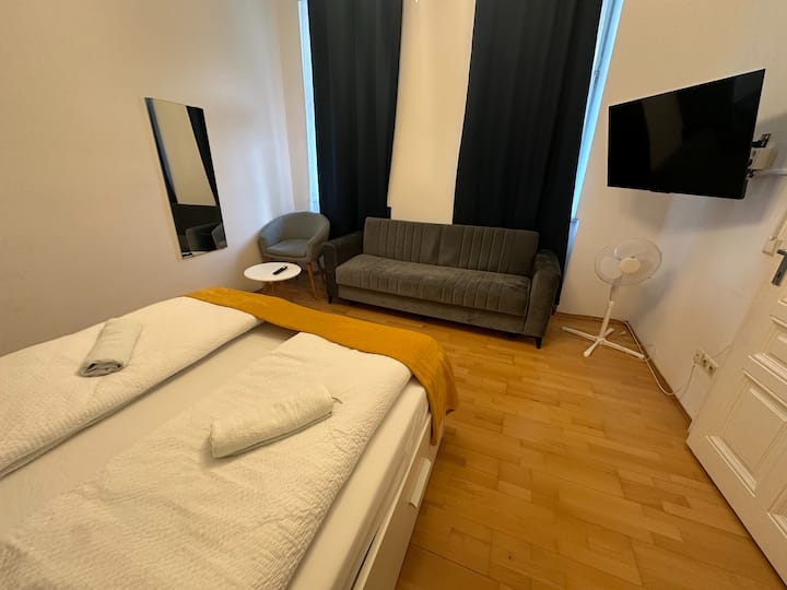 Ruhiges Zentral Gelegenes Apartment In Rudolfsheim - Wien