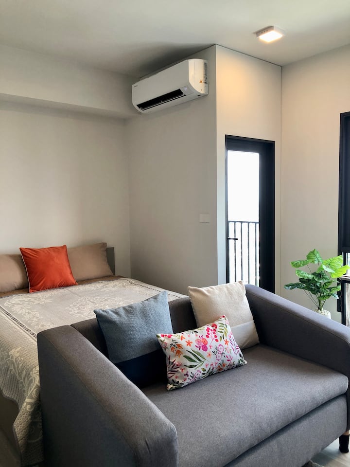 Cozy Room High Floor Near Bts - Bangkok