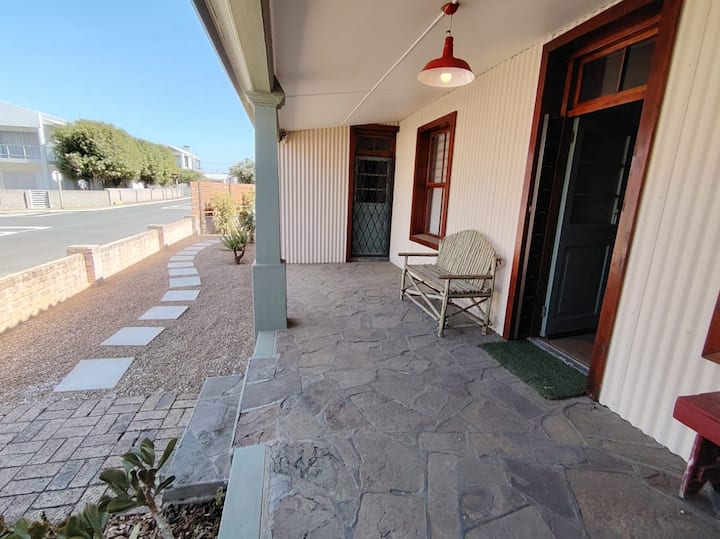 Blik Boutique - Kleinmond