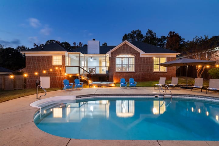 The Southern Haven · Pool Retreat Near Fort Moore - 콜럼버스