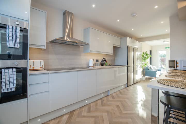 Luxury Contractor Stay, 6 Bed House Near Uea - Wroxham