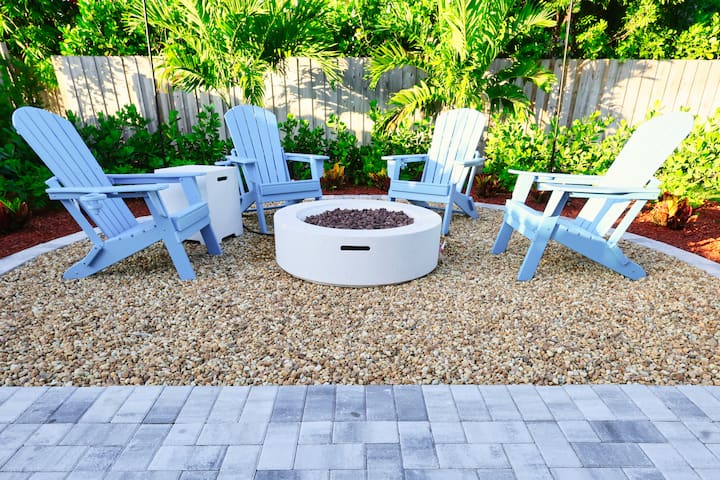 Stylish 3br Near Downtown | Bikes + Outdoor Lounge - Westgate, FL