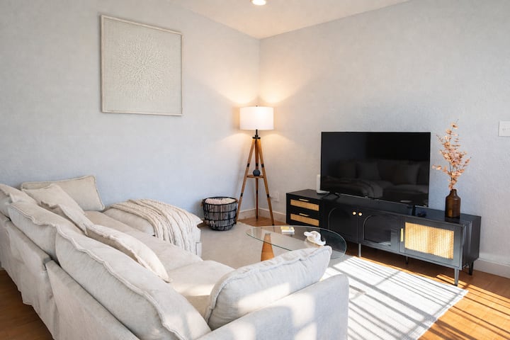 Cozy Bright & Modern 3br Home • Near Nas Jax - Jacksonville