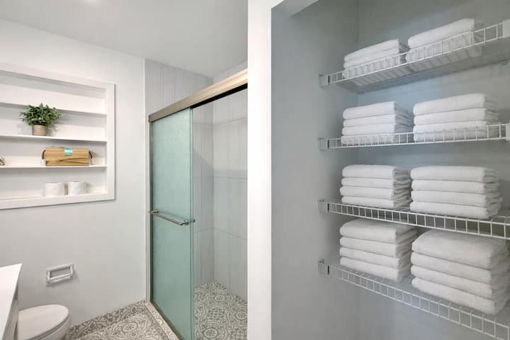 3br Near Nas Jax | Ideal For Military & Work Stays - Jacksonville, FL