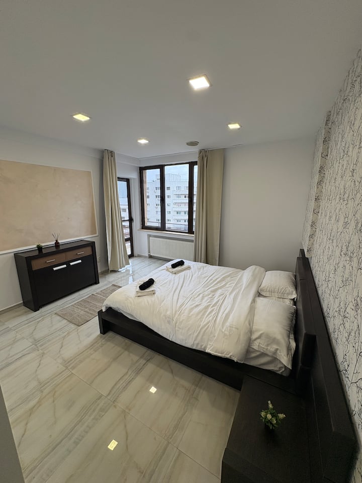 Urban Vibe Amzei – 3br And Terrace - Bucarest