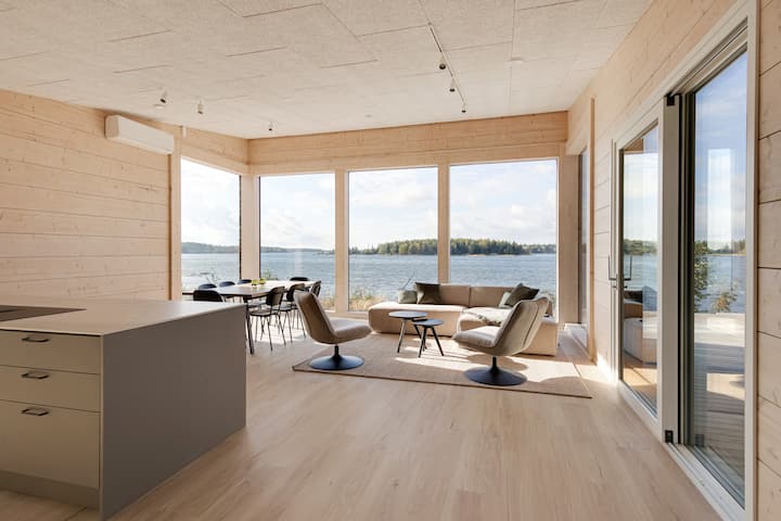 Tunnelmallinen Villa ÄSpskär - Finland