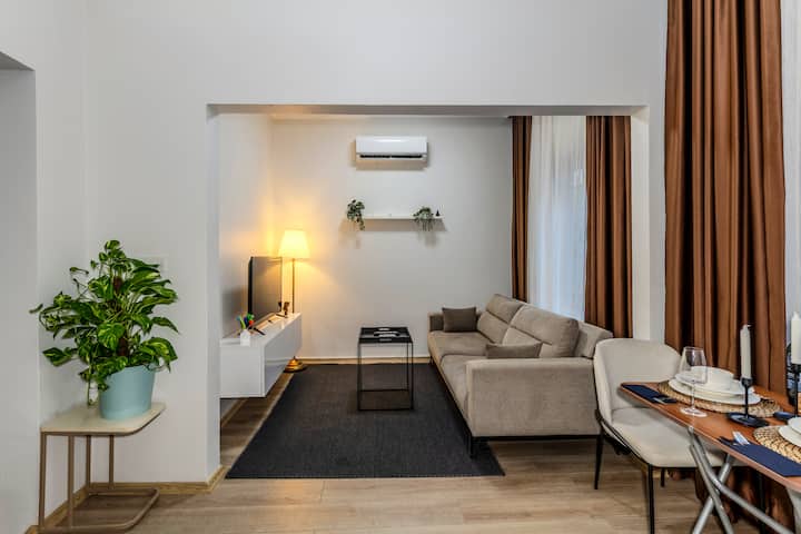 Perfect Location Near Taksim Square Elevator,ac - Cihangir