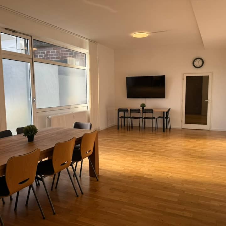 T&k Apartments - Overath - 5 Rooms - First Floor - Bergisch Gladbach