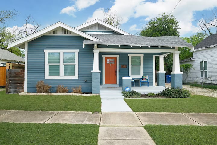 Lone Star Landing – Cozy Home 3bd/2ba W/hot Tub - San Antonio, TX