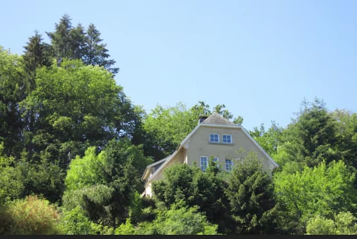 Charming House At The Foot Of Bouillon Castle - Bouillon