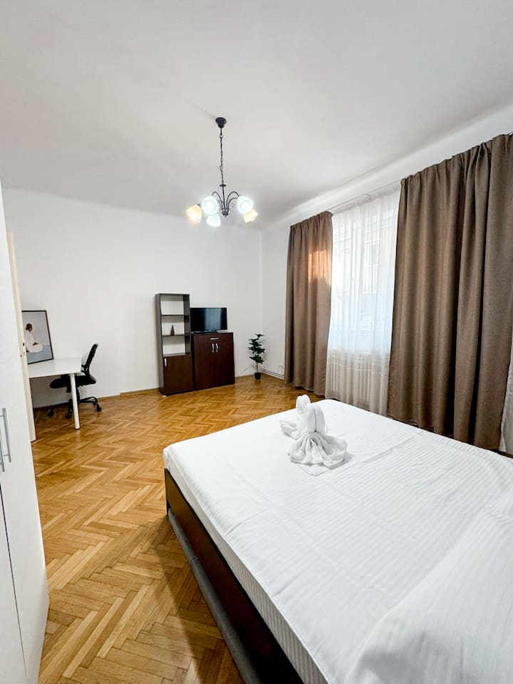 Old Town Retreat - City Center, 2 Bedrooms Apart - Cluj-Napoca