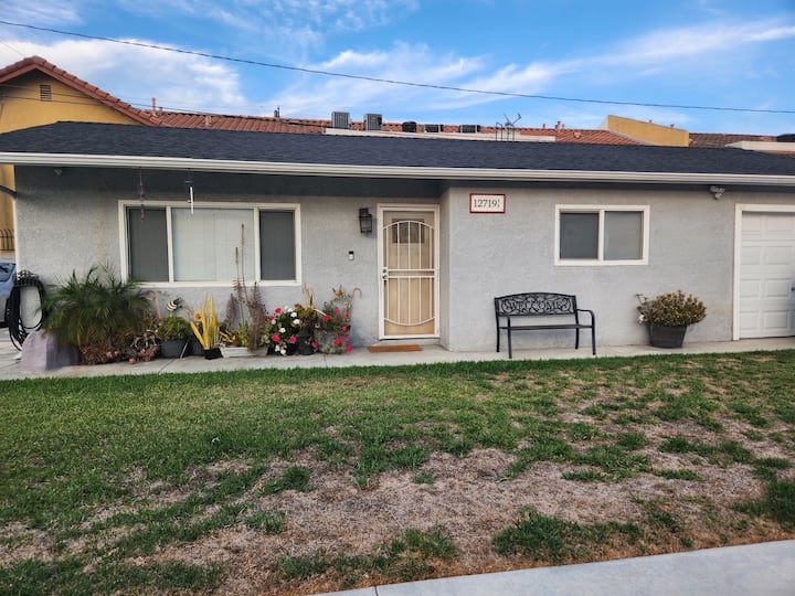 Cozy And Spacious 2 Bedroom 1 Bath Home - Norwalk