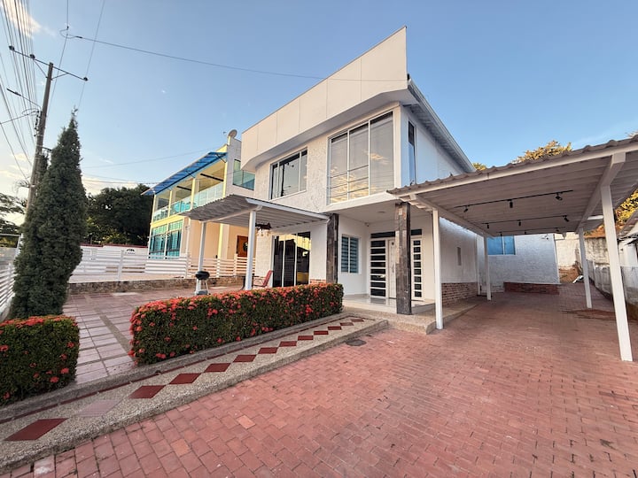 Villa Oasis - Melgar