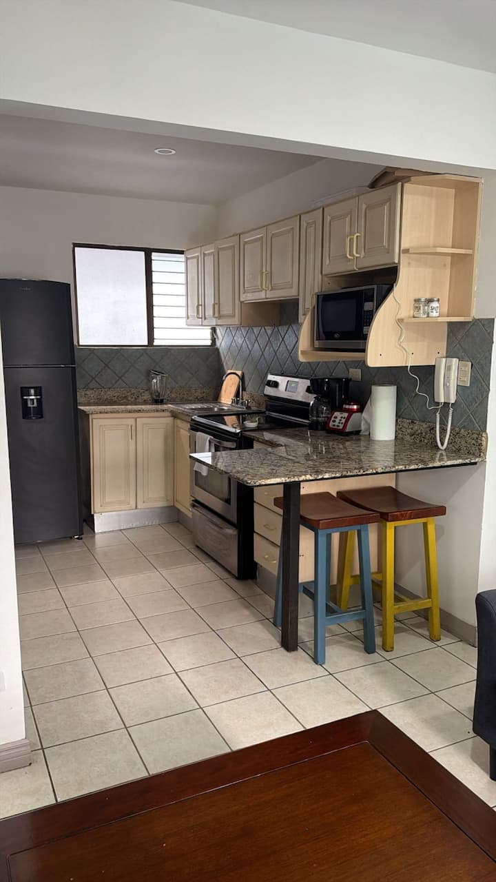 Bello Y Moderno Apartamento, A 10 Min De San Jose - San José