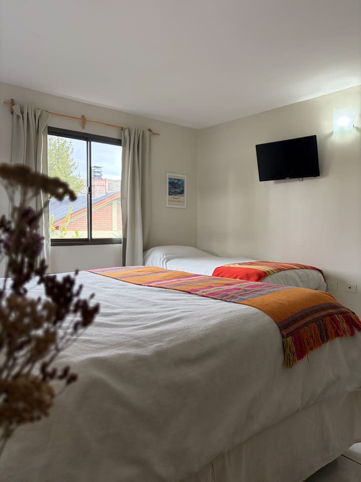 Habitaciones Amplias Y Luminosas, Baño Privado. - Esquel