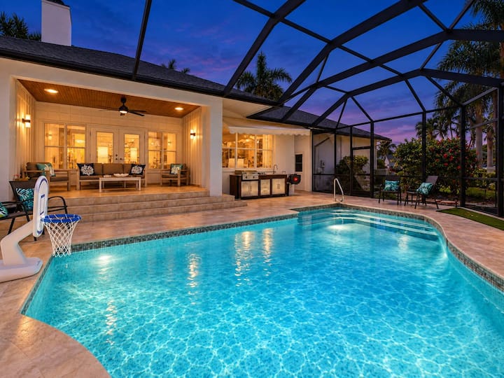 Marco Island Oasis: Saltwater Pool & Dog-friendly - Marco Island, FL