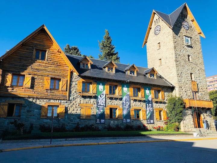 3 Rooms W/ Breakfast + Mountain & Lake Views - Bariloche