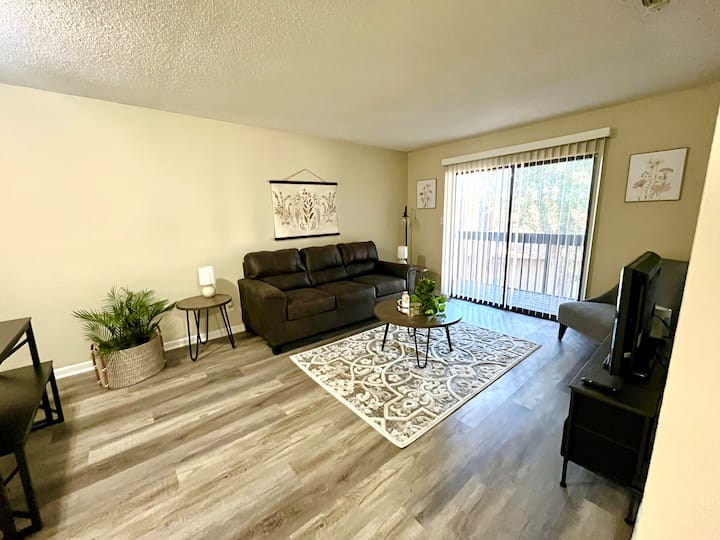 The Cozy Corner-at Pendleton Place - Valdosta, GA