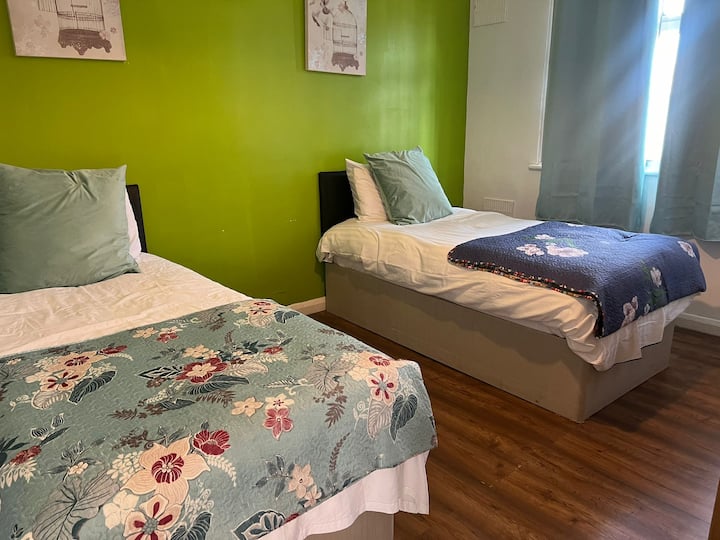 3 Bedroom House 8 Guests By E2m - Hounslow