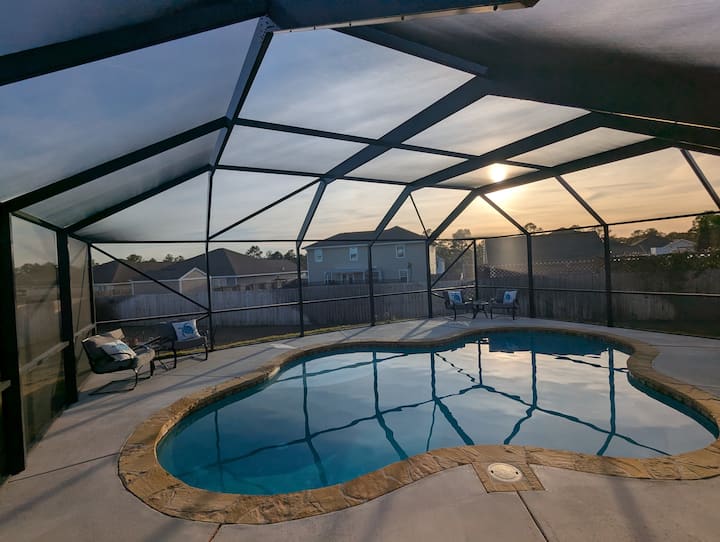 Crestview Retreat - Crestview, FL