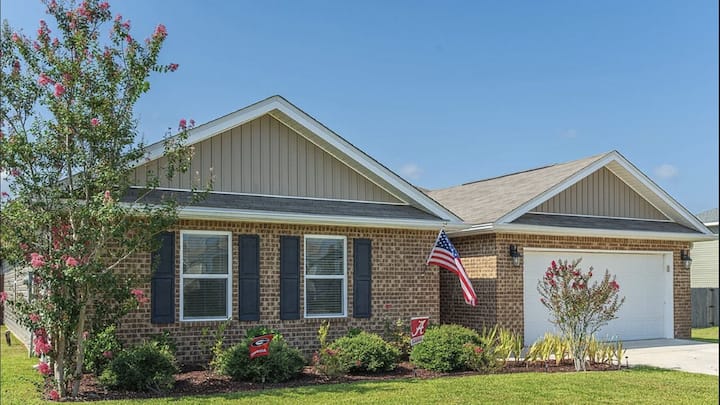 Crestview Retreat - Crestview, FL