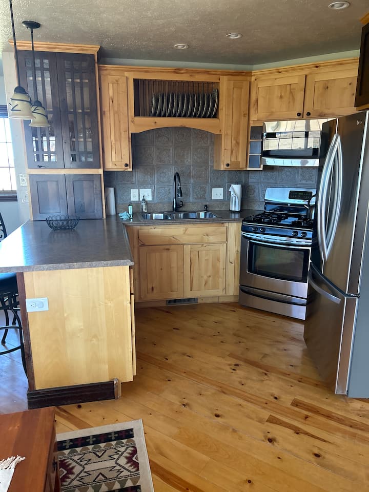 Cute Little Guesthouse - Spearfish, SD