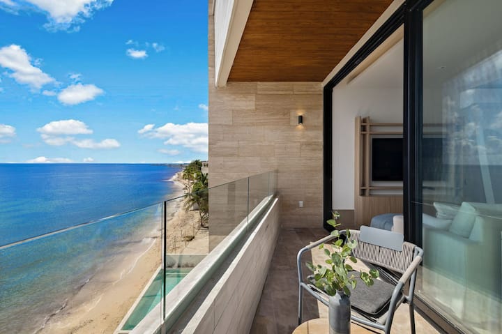 Luxury Beachfront Condo In Puerto Morelos - Puerto Morelos