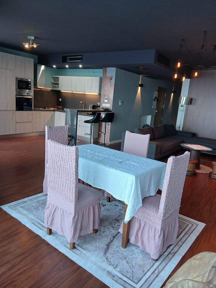 Magnifique Appartement Haute Gamme Vue Mer - Oran