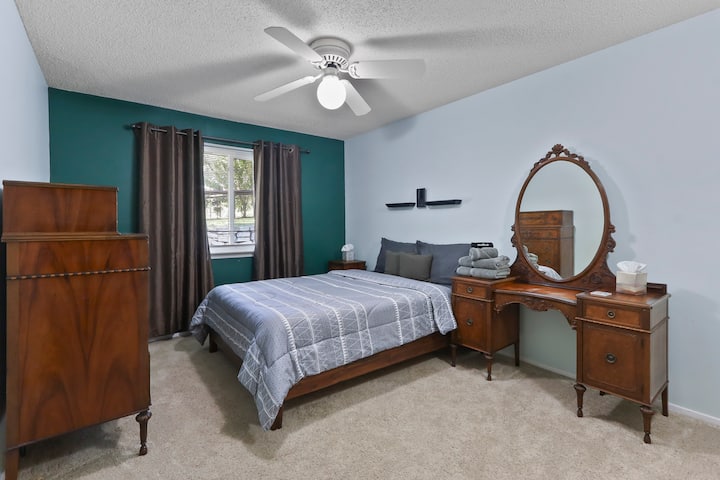 Cozy 3BR Retreat Near Lake Travis! - Houses for Rent in Austin, Texas ...