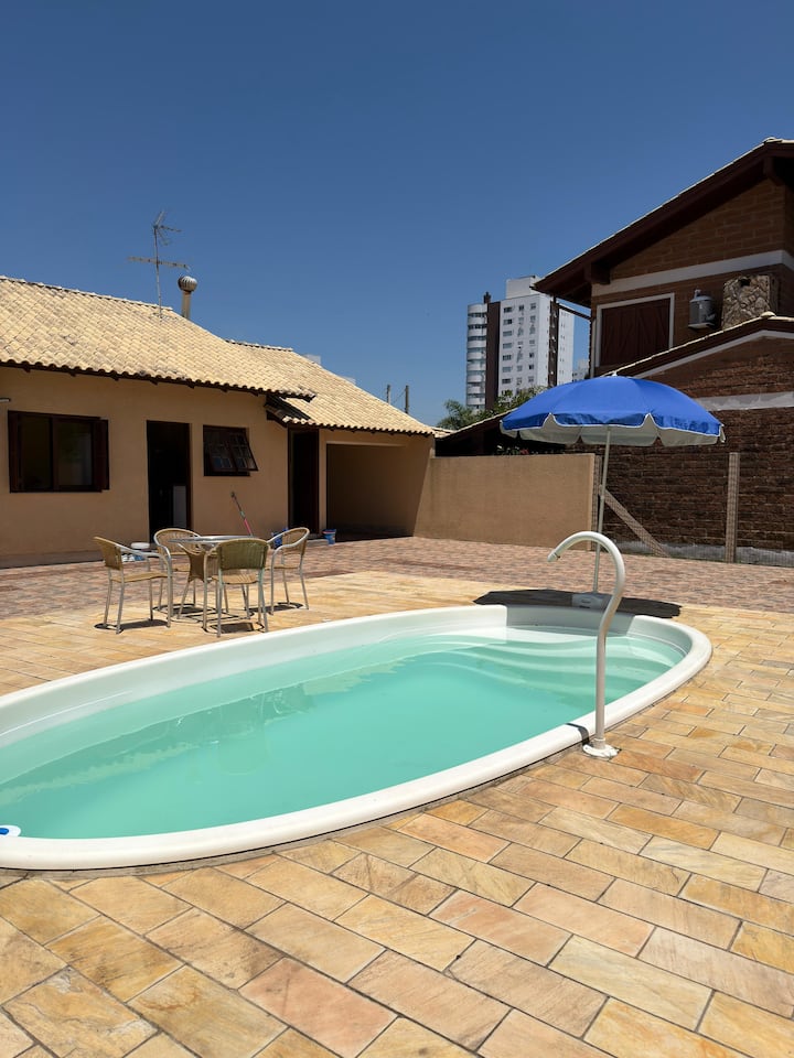 Casa No Centro De Tramandaí Com Piscina E Lazer - Tramandaí