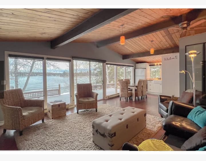 Cozy Lakefront Cabin At Emma Lake - Saskatchewan