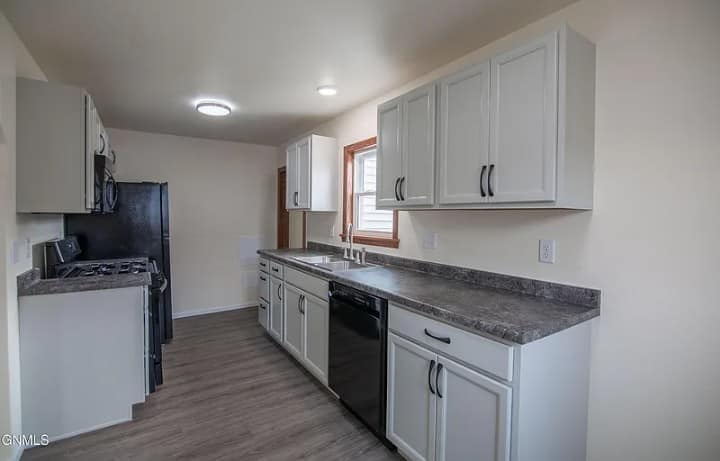 5 Blocks From The Hospital! - Bismarck, ND