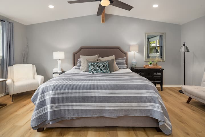 Edmonds Way Studio - Edmonds, WA