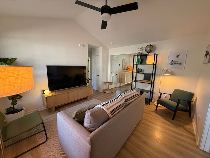 Cozy 3br - 12 Min To Uptown - Workspace/fast Wifi - Idlewild - Charlotte