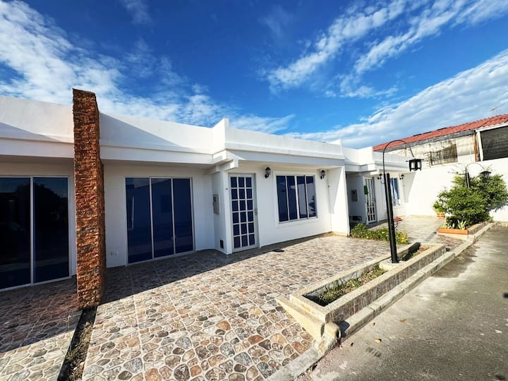 Casa  En Condominio Flandes, Ideal Para Descansar - Ricaurte