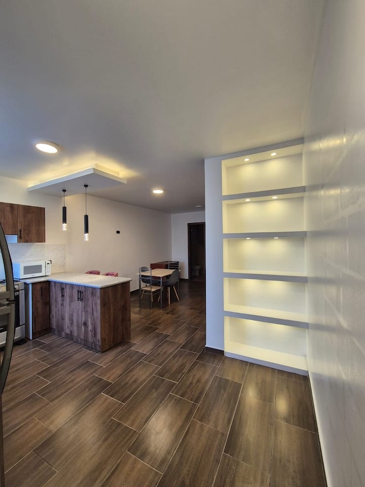 Suite Con Cama Matrimonial Y Sofá Cama. - Cotacachi