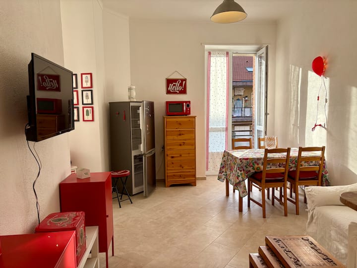 Bright And New Fifth Floor Near Metro Station - Turín